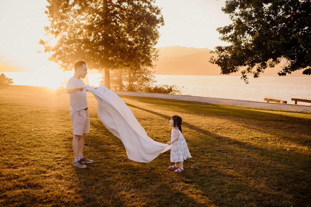 Fun Family Photo Session in Vancouver with Annie!
